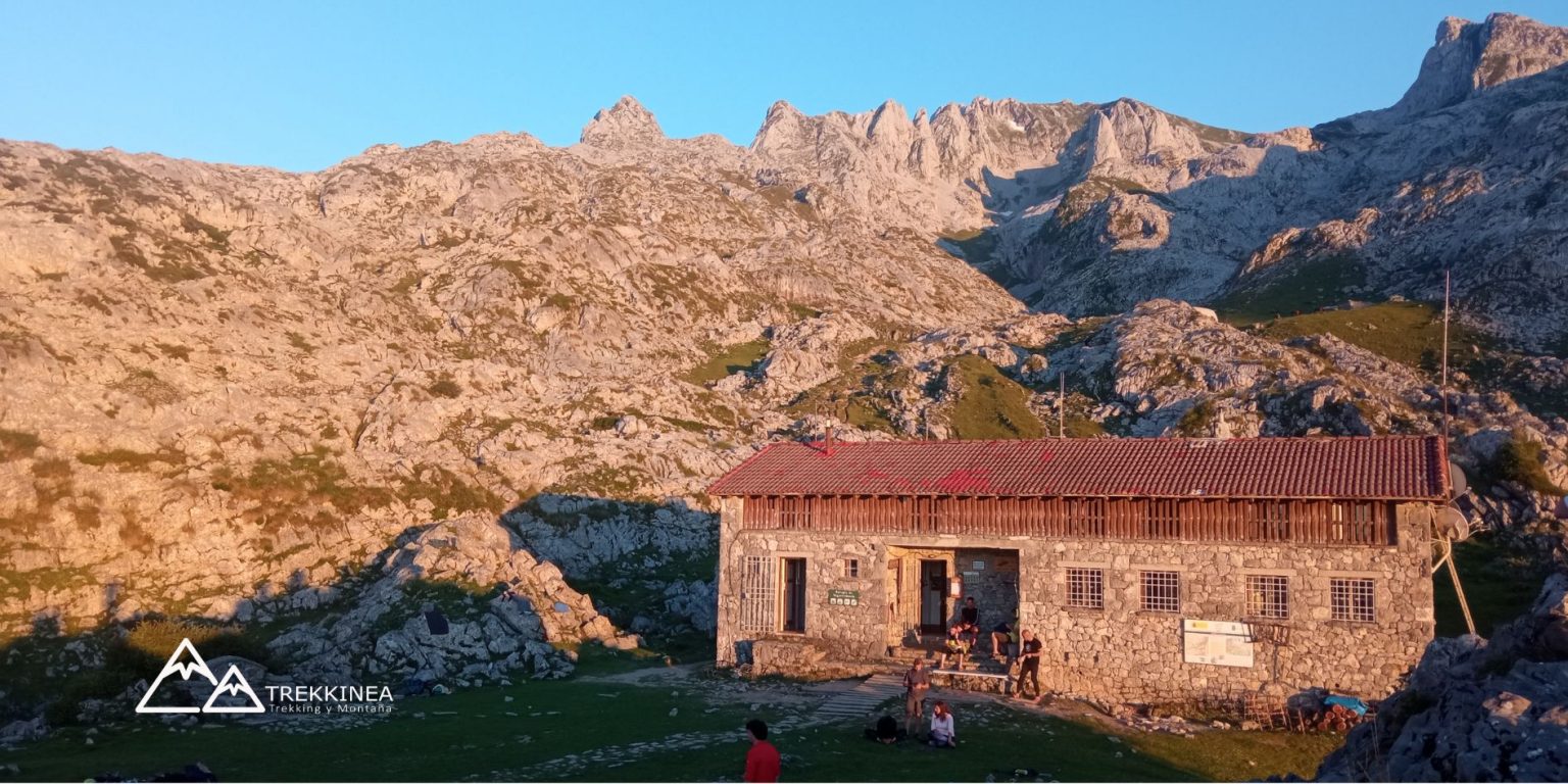 Cinco rutas en Picos de Europa - Trekkinea Viajes con Guías de Montaña